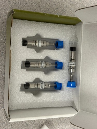 Waters 186003976 ACQUITY UPLC HSS T3 VanGuard Pre-column, 1.8 µm, 2.1mm ...