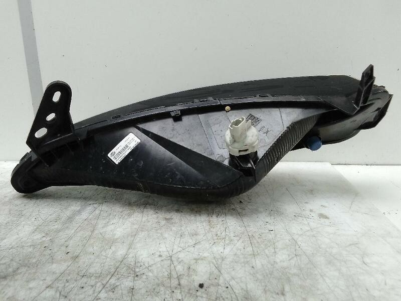261354958R feu clignotant arrière gauche RENAULT MEGANE IV SPORT TOURER ...