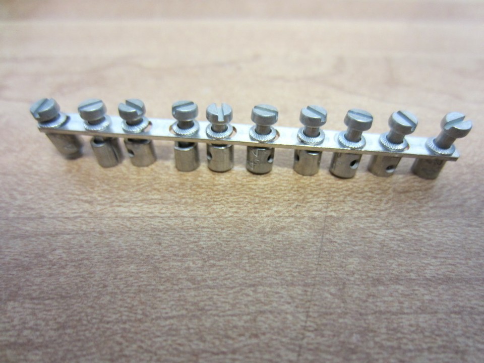 Weidmuller 1313100000 Jumper 24 Amp (10 Contacts in each) (Pack of 7 ...
