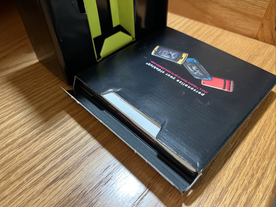 Rare 2008 Green T-Mobile Sidekick PV210 Original Box, Manual & Inserts ...