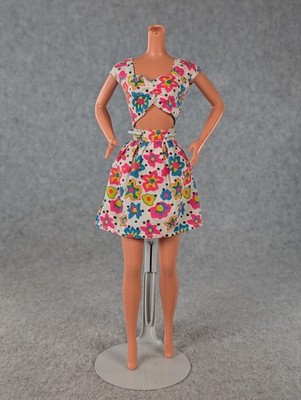 Authentic Vtg Barbie Doll Cut Out Dress Floral Print Retro Pink Blue ...