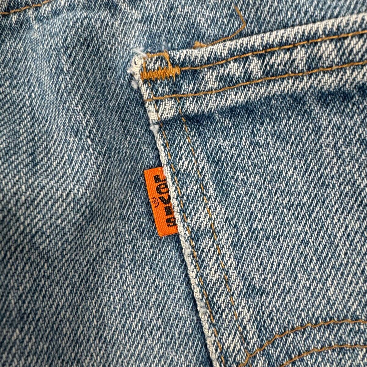 Vintage Levis Jeans 646 32x28 Medium Wash Flare Leg Bell Vintage Levis Jeans 646 32x28 Medium Wash Flare Leg Bell