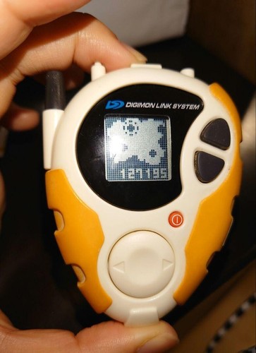 BANDAI Digimon Adventure 02 Digivice D-3 Ver.3 V White & Yellow Tested ...