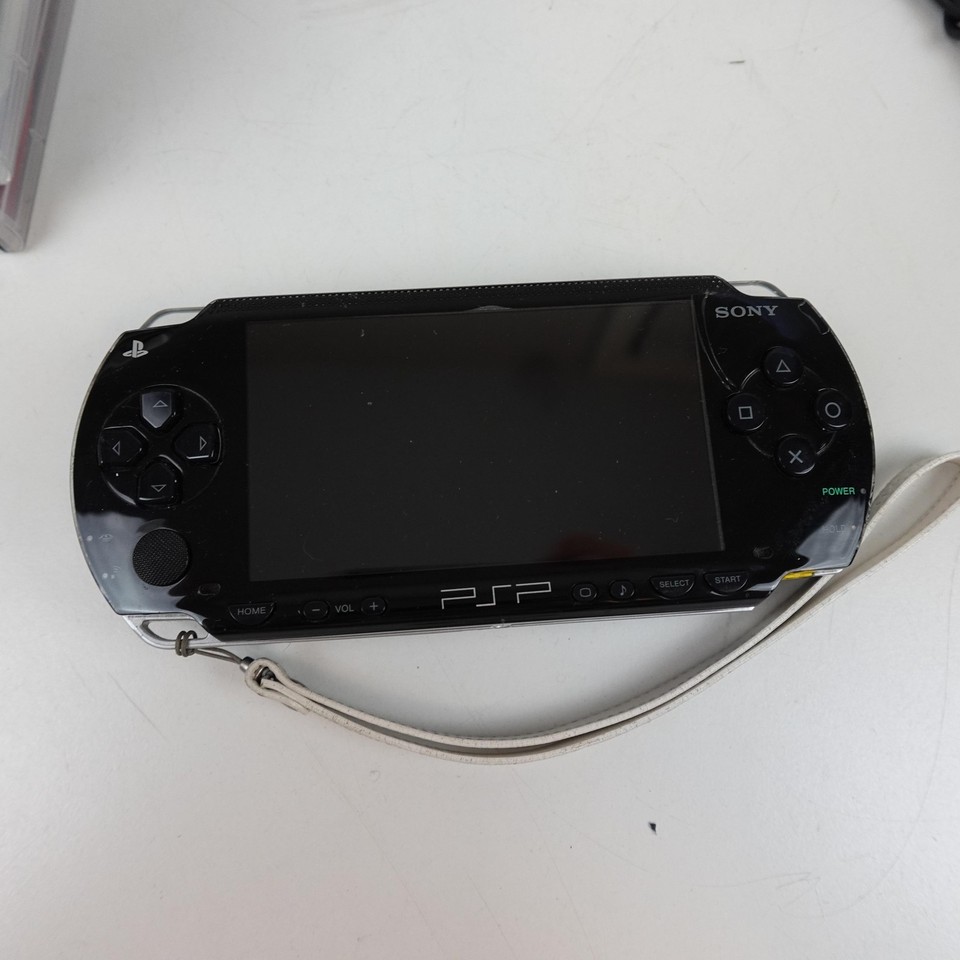 Sony PSP 1001 Handheld Console Bundle Charger Games UMD Movies Working ...