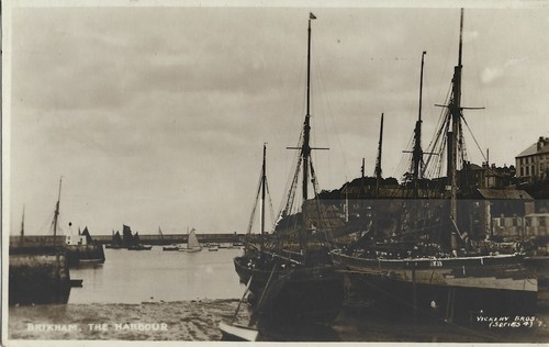 BRIXHAM, THE HARBOUR , DEVON - VICKERY BROS SERIES 4, 7 POSTCARD | eBay UK