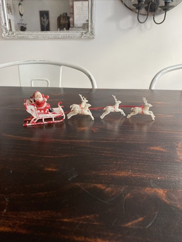 Vintage Santa In Sleig With 4 Reindeer 2 (missing) | eBay