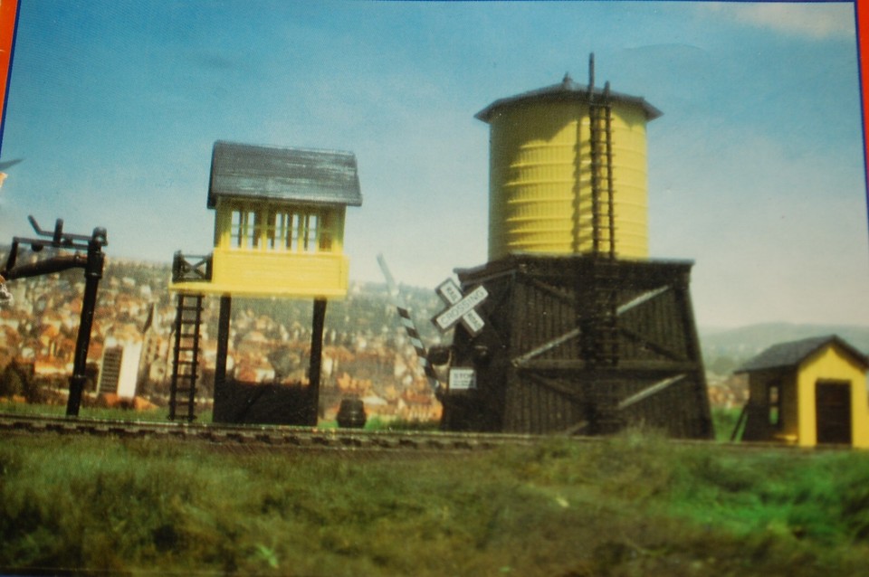 IHC Railroad Yard Buildings #3501 Kit HO Scale 1:87 Open Box, Complete ...