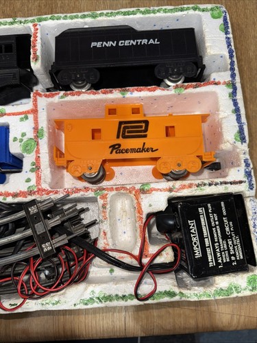 Marx Electric Train Set w/ 490 Locomotive, Cars, Track and Transformer ...