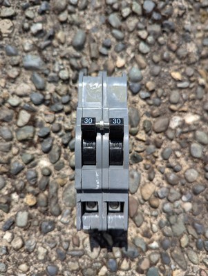 UBI Stab Lok UBIF-0230N 2 pole 30 amp thin Circuit Breaker 1" | eBay