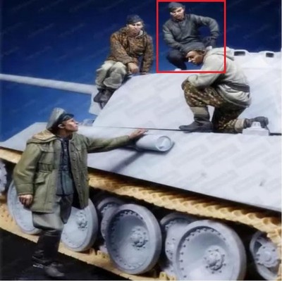 1/35 Resin WWII German Tanker at rest Eastern Front fall / winter 03 ...