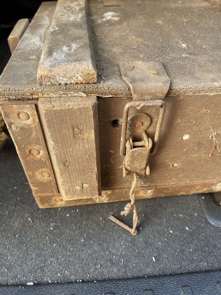 Possible WW1 wooden ammo box | eBay