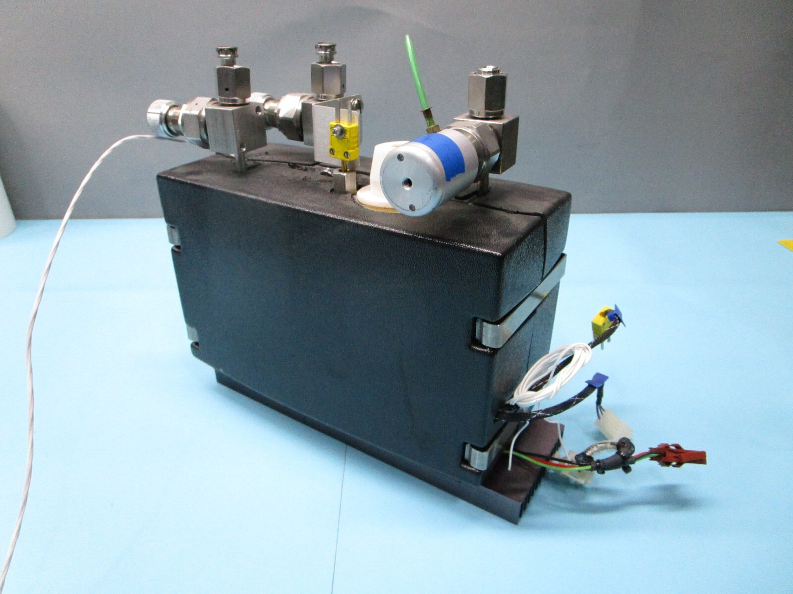 AMAT P5000 PECVD AMPULE WITH HEATER AND TC, 117413 | eBay