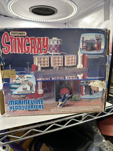 Matchbox Stingray Marineville Headquarters Action Playset With Figures ...