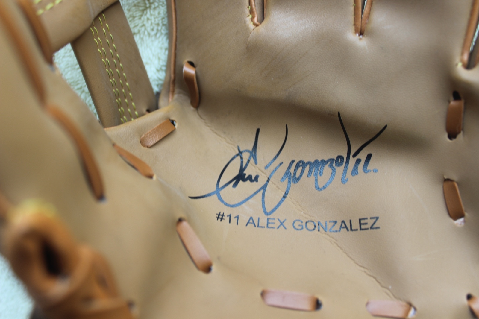11" Alex Gonzalez Marlins FedEx Sheffield Baseball/Softball Glove | eBay