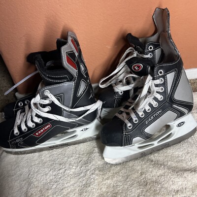 2 Pairs Easton Youth ICE HOCKEY skates Easton SYSO BLADZ Size 2 & 3 2Y ...