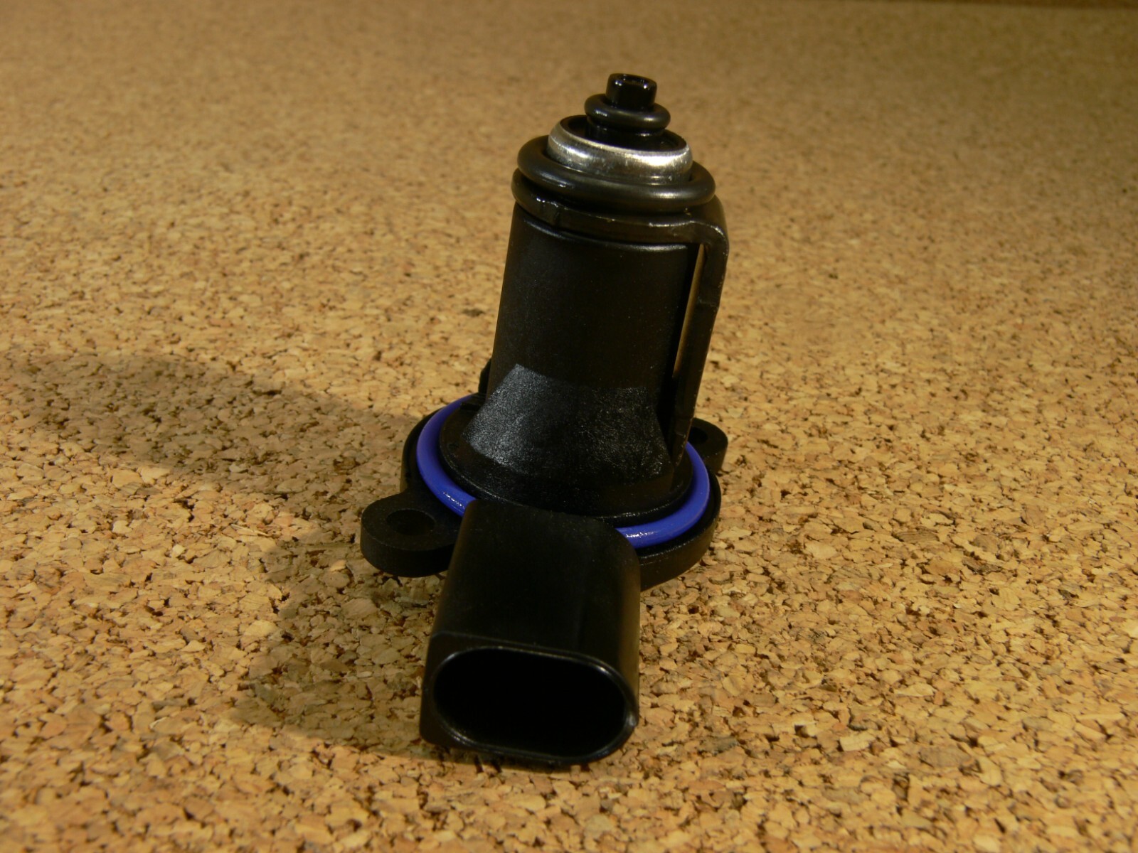 LAND ROVER AIR SUSPENSION SOLENOID VALVE RANGE ROVER 06-12 LR4 SPORT ...