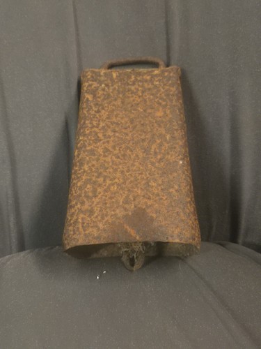 Vintage Primitive Rusty Hand Forged Cow Bell w/Folded Sides and Ringer ...