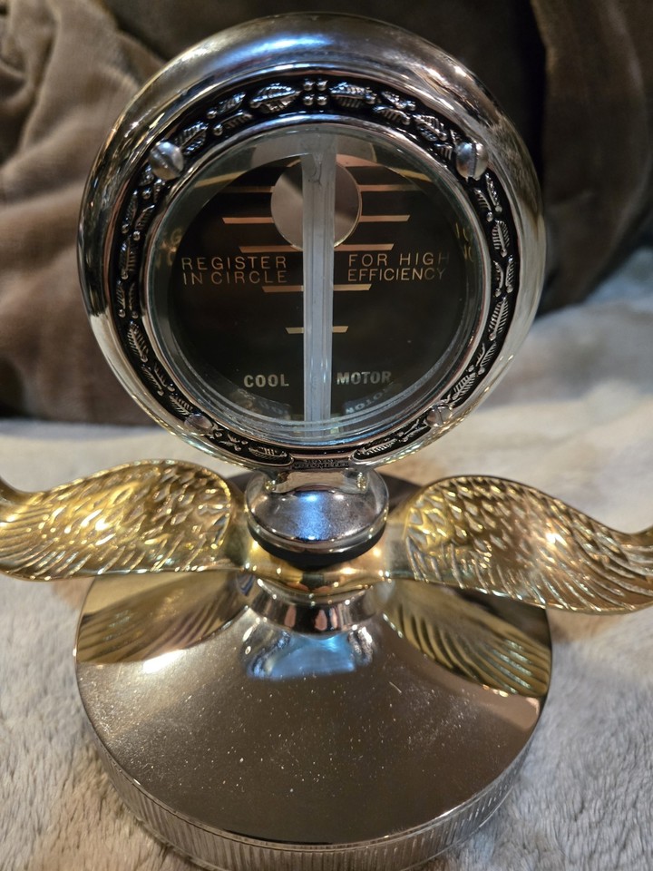 LARGE CHROME ALUMINUM BOYCE MOTOMETER WITH BASE AND GOLD WINGS EXC ...
