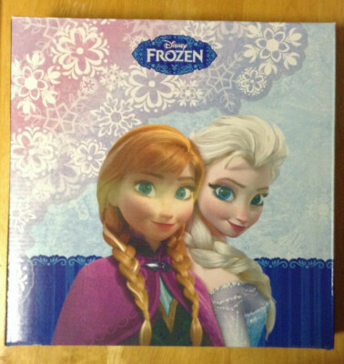 Disney FROZEN WALL CLOCK 30x30x4 cm New in Box Elsa Anna Olaf Kristoff ...