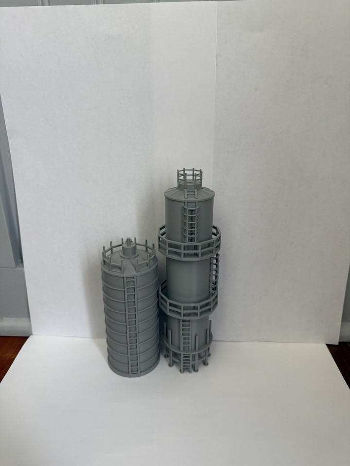 HO Scale Fuel Tank Storage Silos/ 1:87 Gauge - Prebuilt Models ...