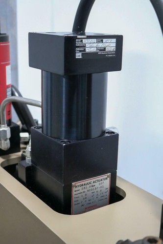 MTS 331.02, 231.02, 661.19C, 510.10B Elastomer Test System | eBay