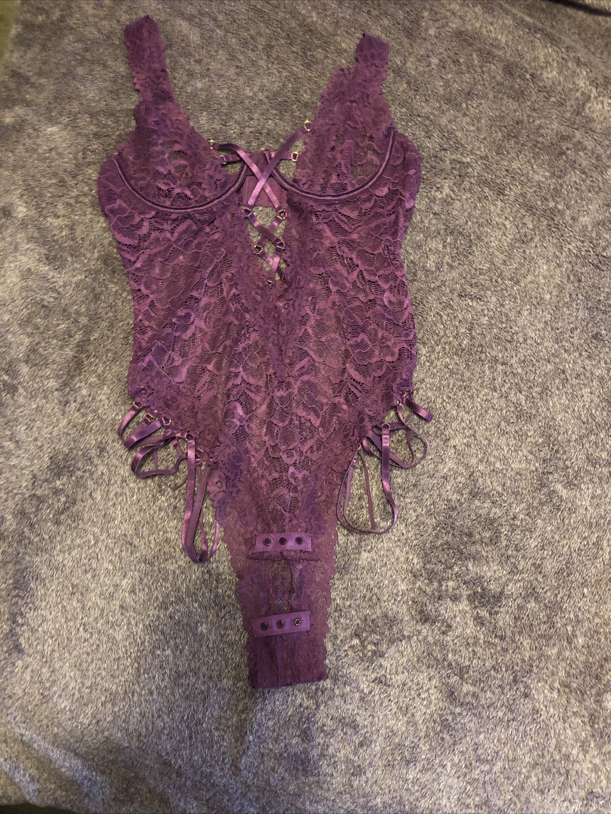 Frederick’s Of Hollywood Lana Lucia Lace Teddy Linger… - Gem