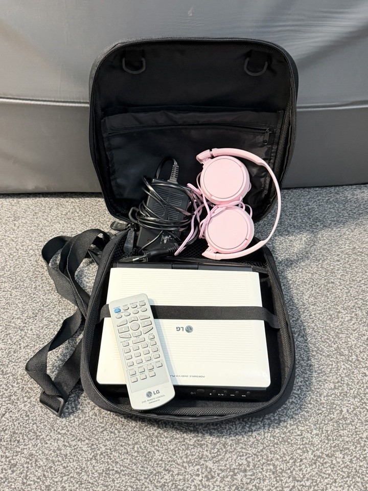 LG Portable DVD Player With Case, Power Supply, Remote Control And ...