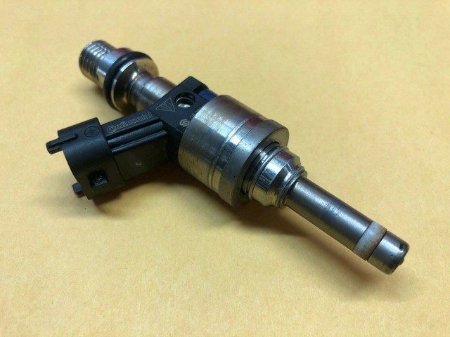 10 Porsche Panamera S Fuel Injector Set of 8 Injectors 94811012821 for ...