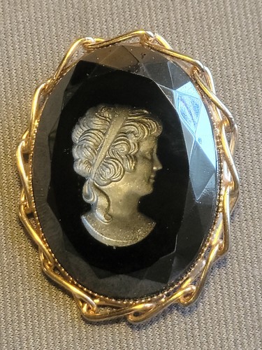 Vintage Reversed Carved Cameo Brooch Pin | eBay