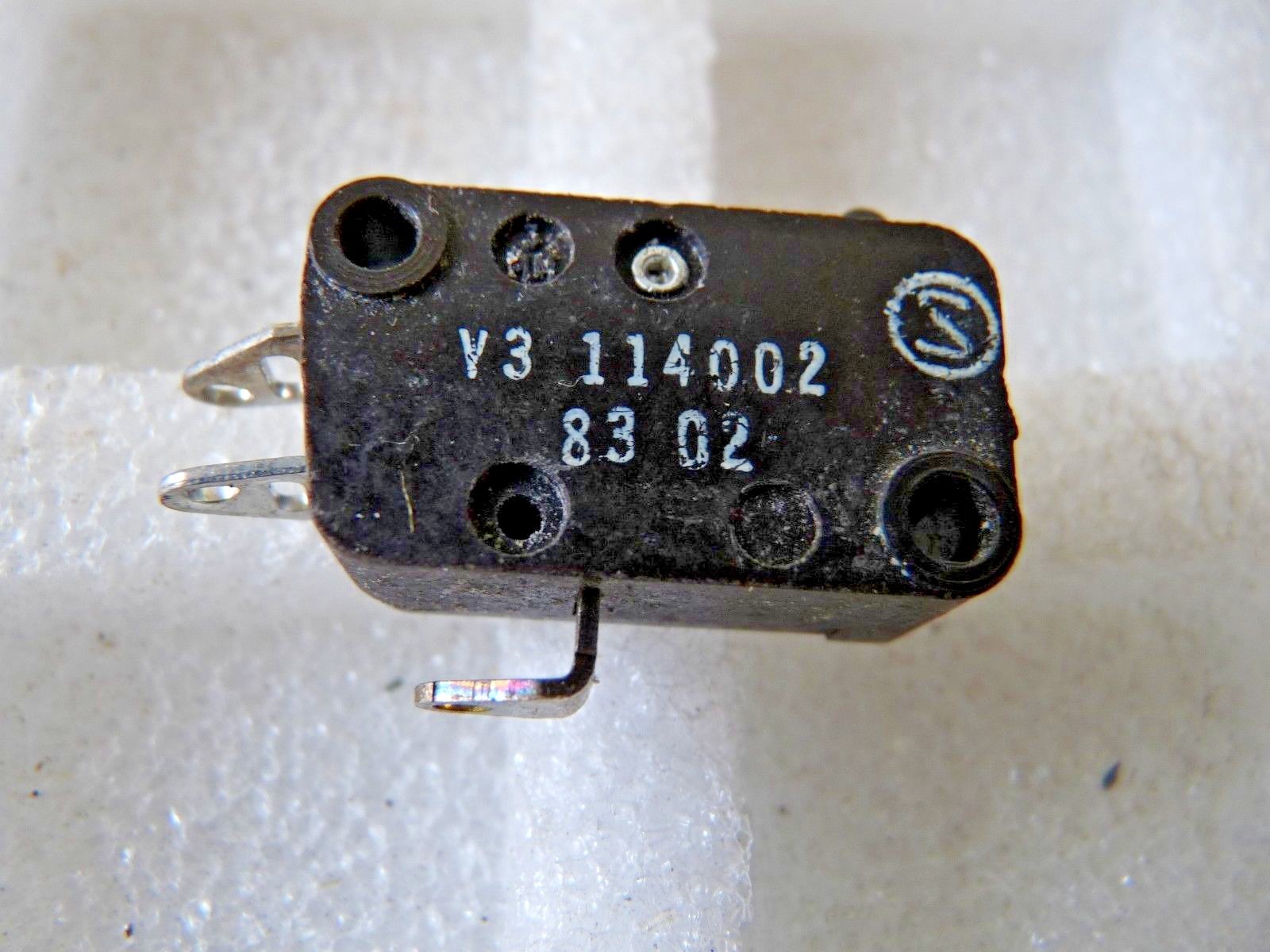 Micro Switch Changeover LICON England New Old Stock 1 pc | eBay UK