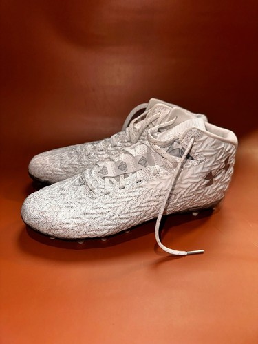 Under Armour Spotlight VVS Football Cleat - MenSize 9 - White - Used ...