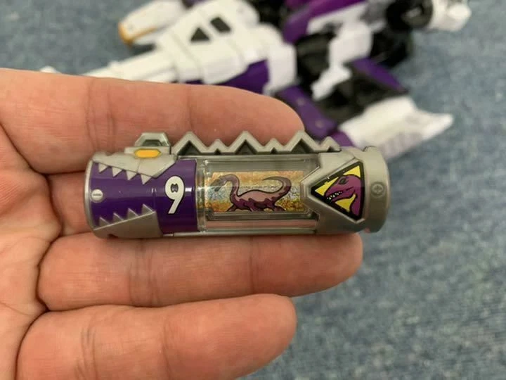 Kyoryuger Purple
