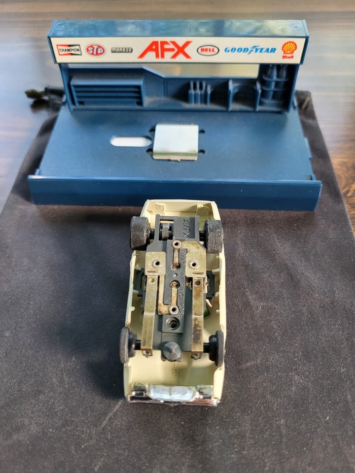 AURORA AFX DODGE CHARGER # 1911 NICE CONDITION LOOKS TO BE NEVER RAN ...