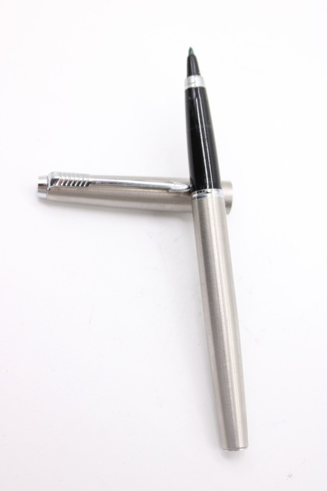 F x16 Parker Ball Point Pens & Pencils, Incl Silver Tone, Gold Tone ...