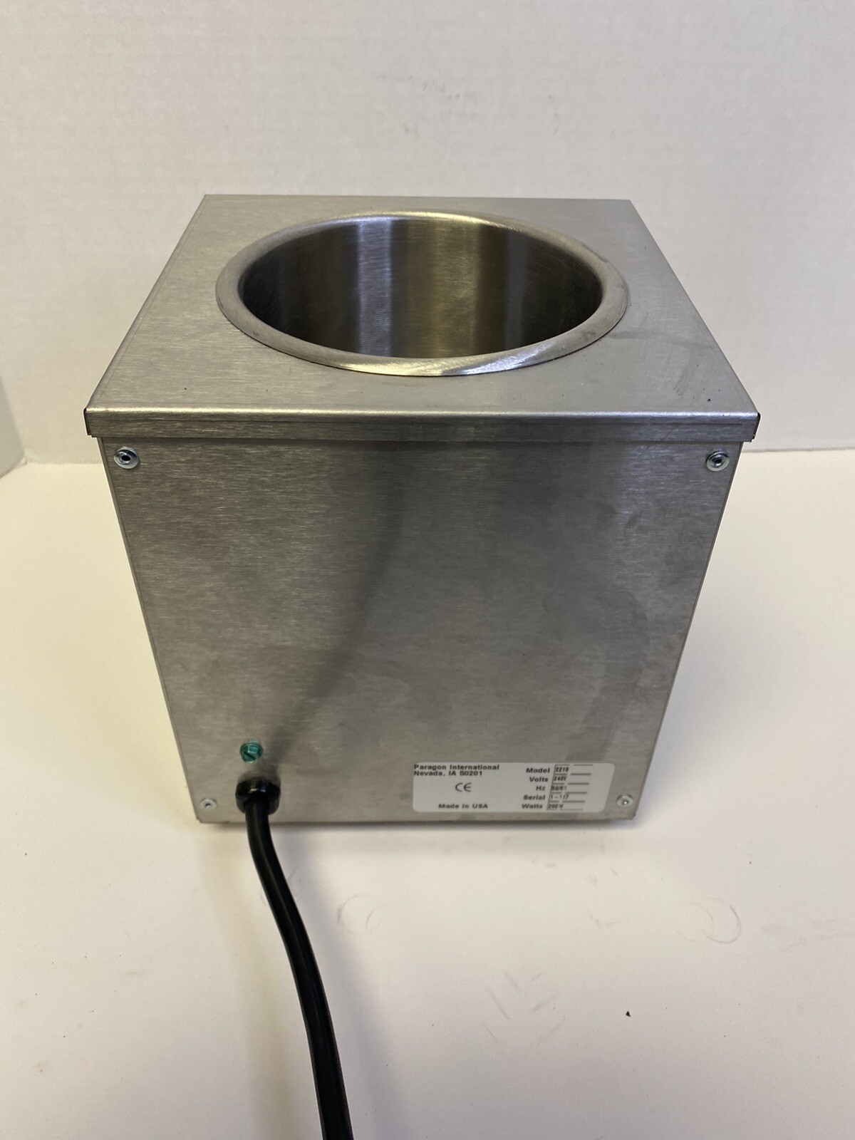 Paragon Model 2218 240 Volt Hot Butter Dispenser Nacho Cheese Warmer ...