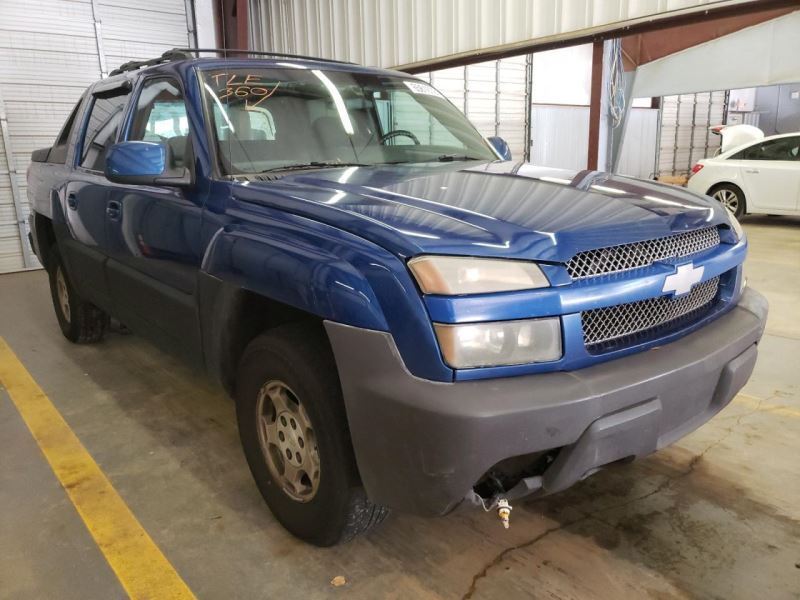 Passenger Headlight With Lower Body Cladding Fits 02-05 AVALANCHE 1500 ...