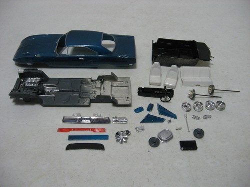 Junkyard 1970 Plymouth Superbird 1/25 Scale Built Model Kit Parts | eBay