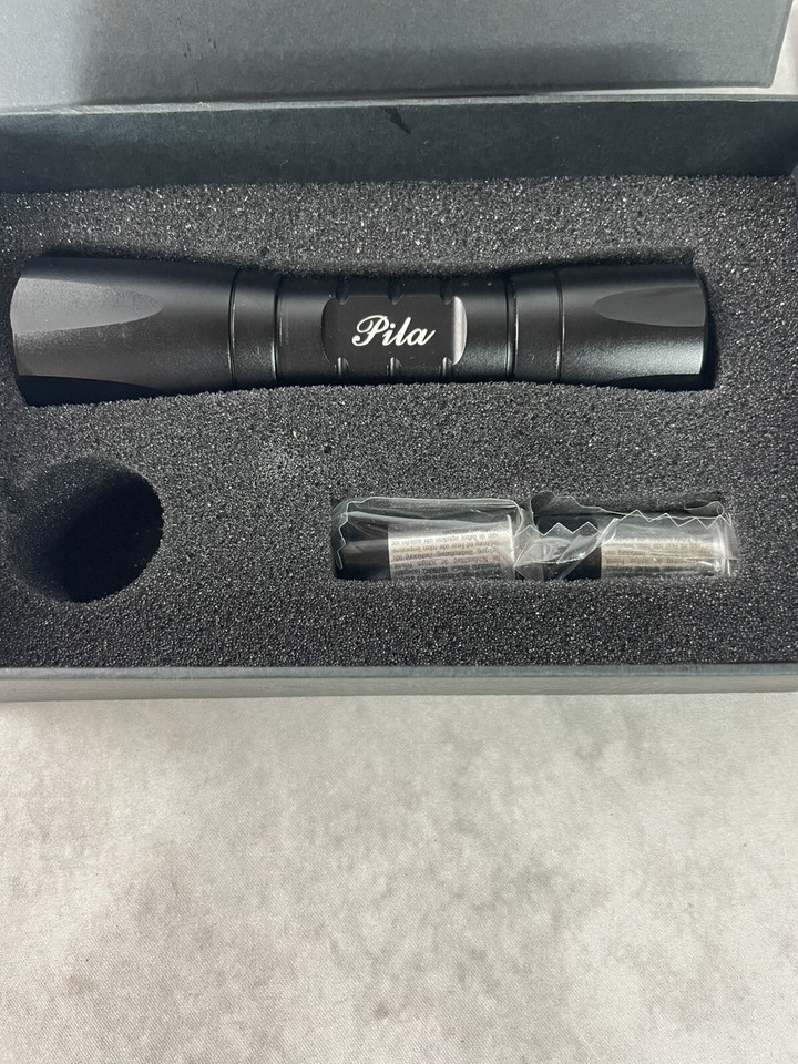 NEW NOS Pila Permalight Torch Professional Flashlight Model GL2 GL-2 ...