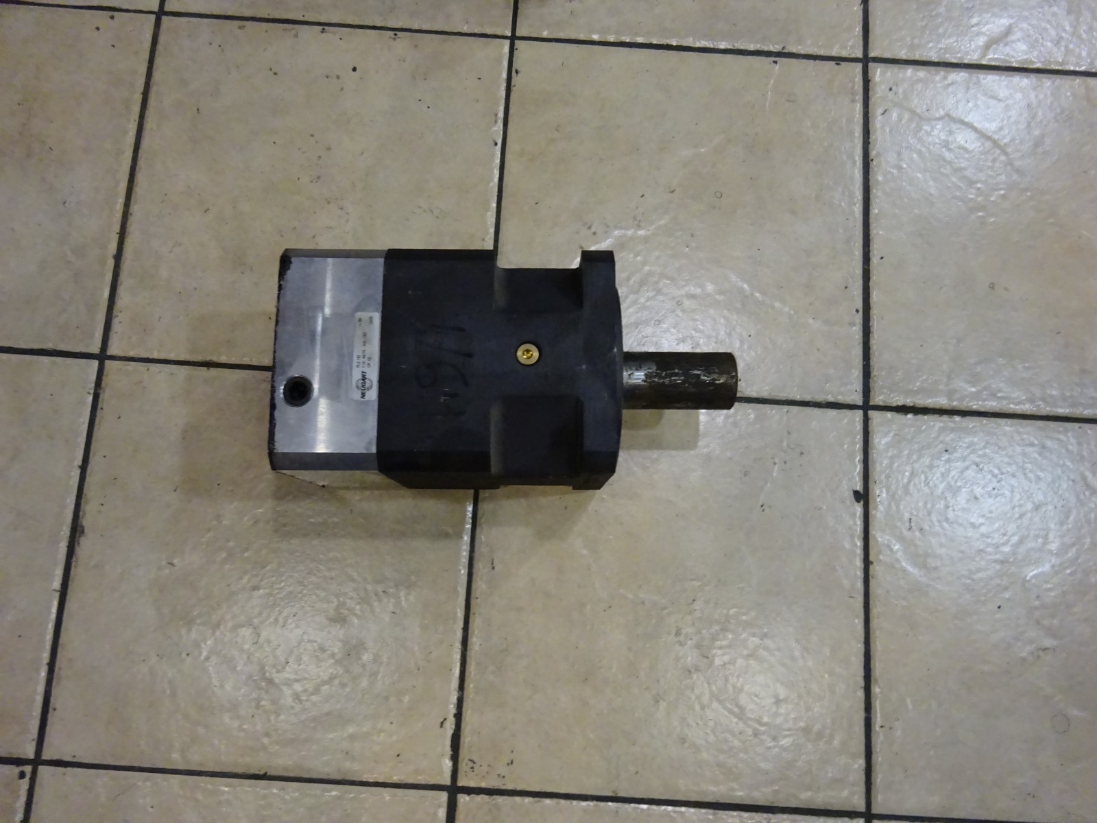 Neugart PLS 142 101908 010 001 20 1 Gear Reducer for sale online | eBay