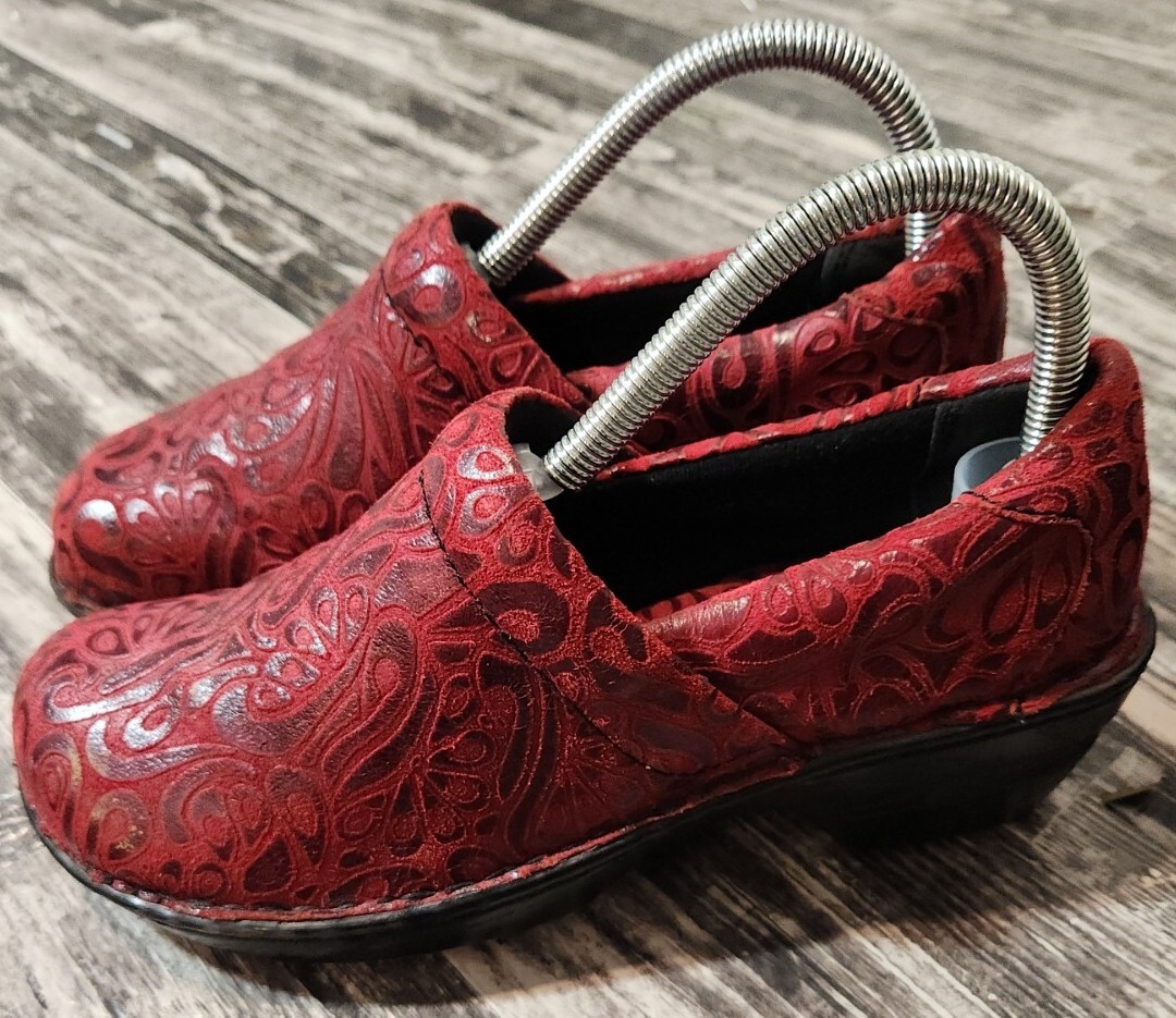 BOC Born Concept Tooled Leather Clogs Mules Comfortab… - Gem