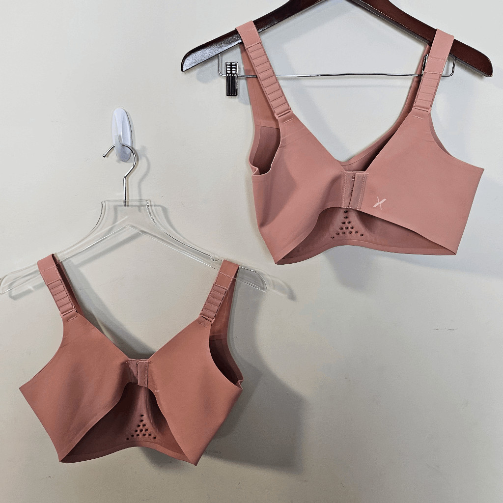 TWO Knix Luxe Lift Pullover Bra Wireless Seamless Pin… - Gem