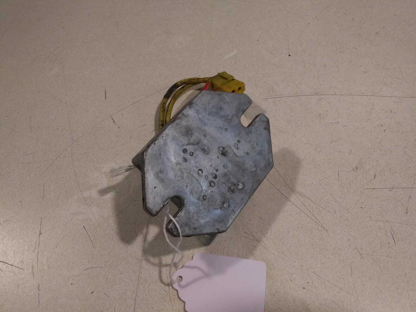 797375 OEM BRIGGS AND STRATTON ENGINE VOLTAGE REGULATOR | eBay