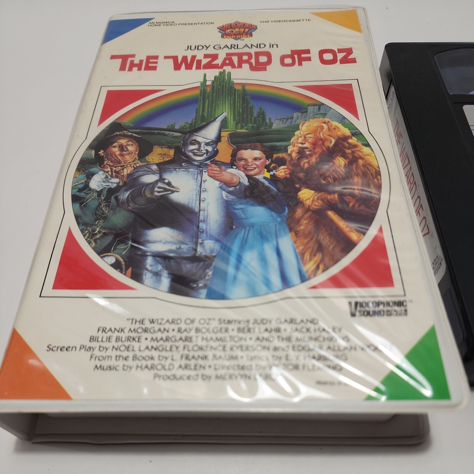 The Wizard of Oz (VHS, 1985, MGM Clamshell) Judy Garland - Viddy-Oh ...