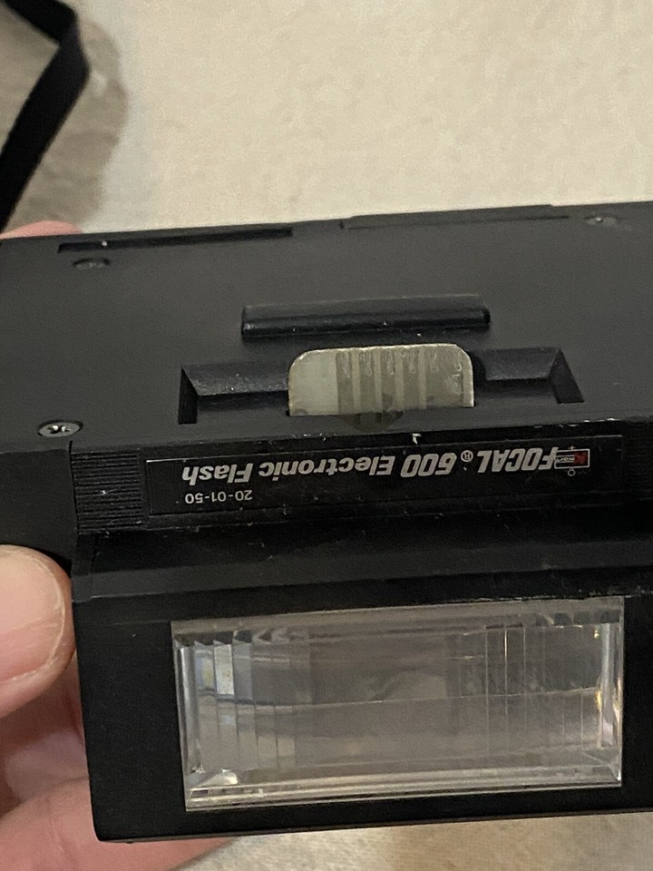 Vintage Polaroid The Button LAND CAMERA w/FLASH Uses SX-70 Film *READ ...