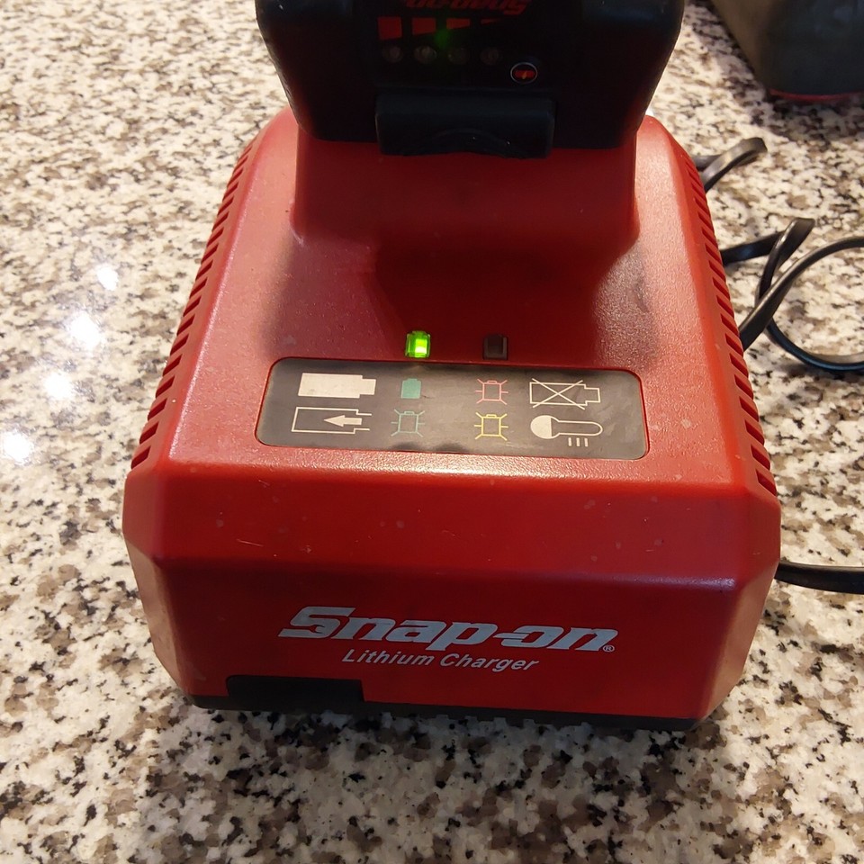 Snap-On CT8850 18v 1/2" Impact Wrench + Battery + Charger. Good Torque ...