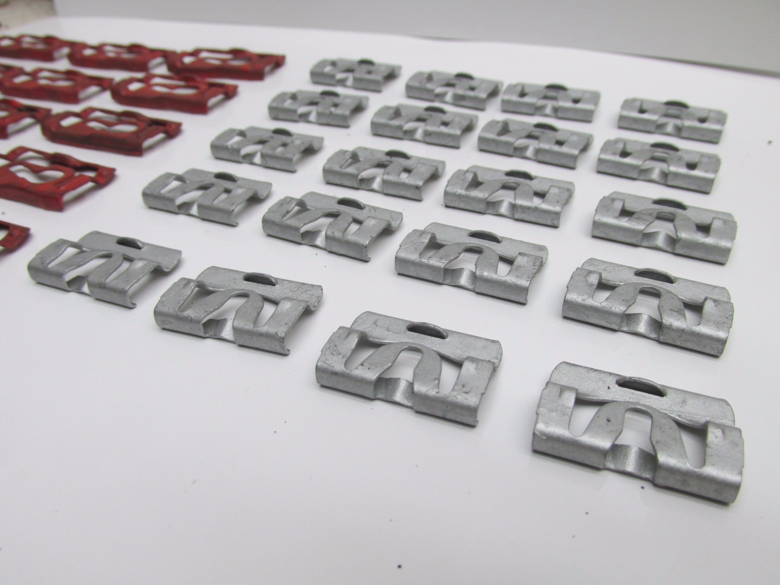 1968-1972 Chevelle Front & Rear Glass Molding Clips Set For Windshield ...