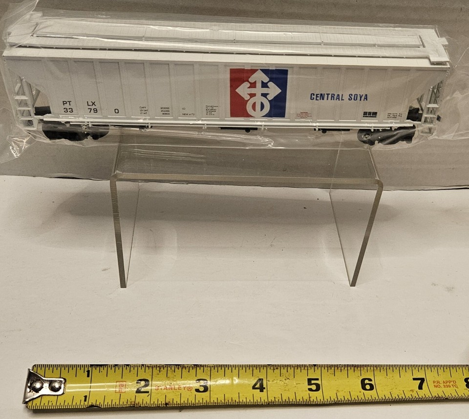 HO Scale Central Soya PTLX 33790 Covered Hopper Freight Car | eBay