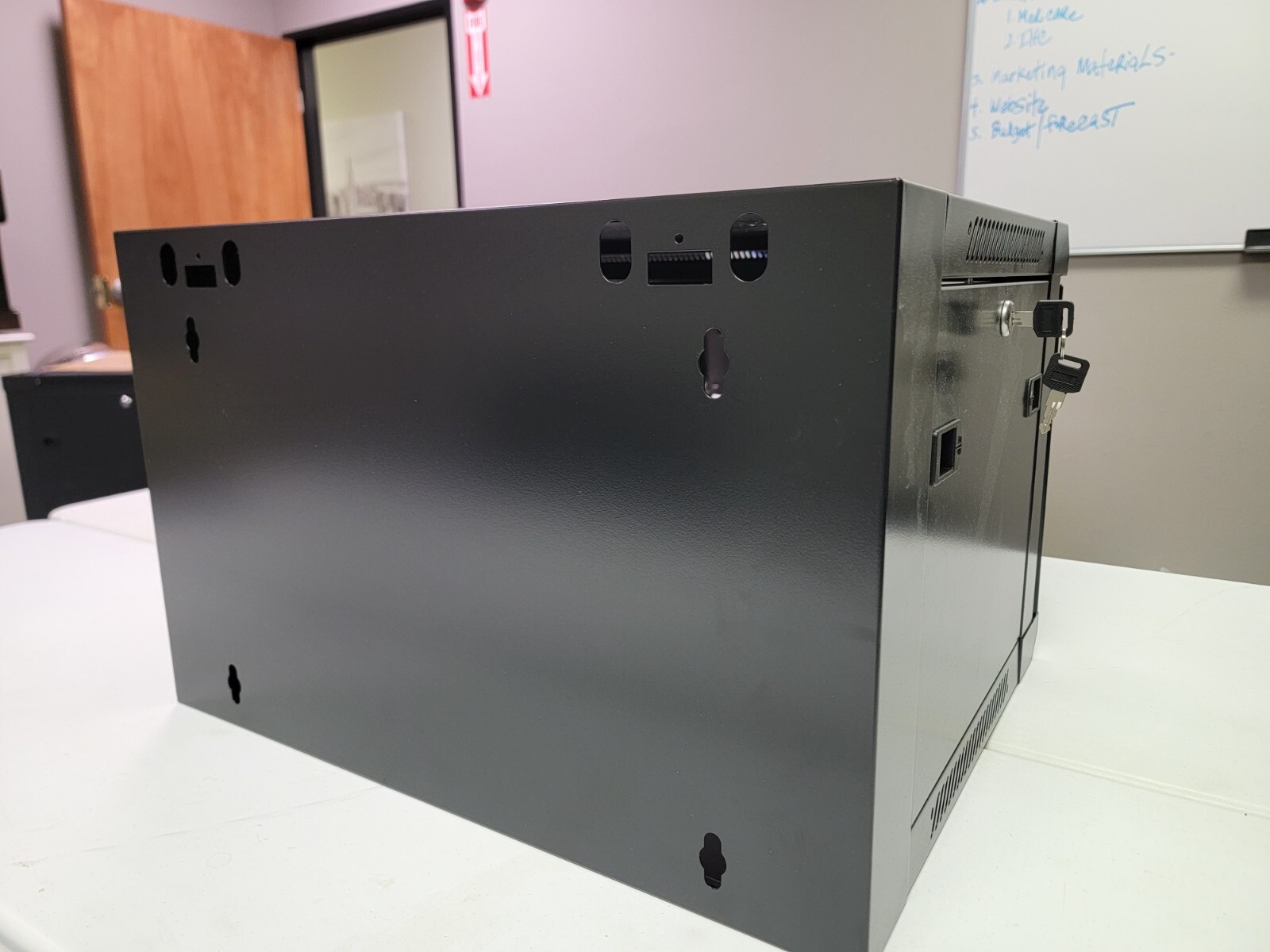 Tedgetal 6U Wall Mount Network Rack Cabinet Enclosure, Vented Door ...