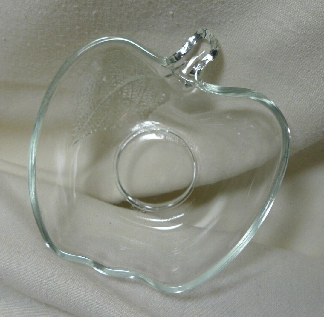 Apple Shaped Glass Dish Clear with Textured Leaf ~ KIG Indonesia ...