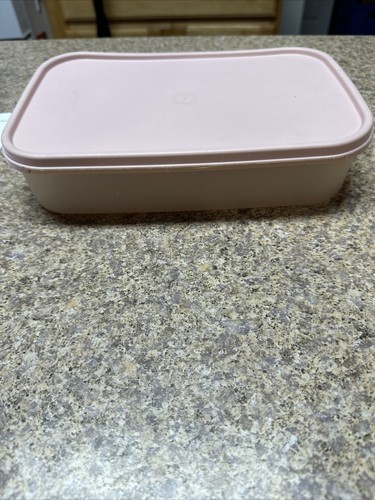 Tupperware Modular Rectangle Storage Container 8.5 Cup Pink Lid 1608-3 ...